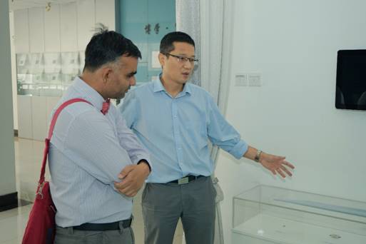 牛津大学副教授Bhaskar Choubey来我校做专题讲座 西北工业大学