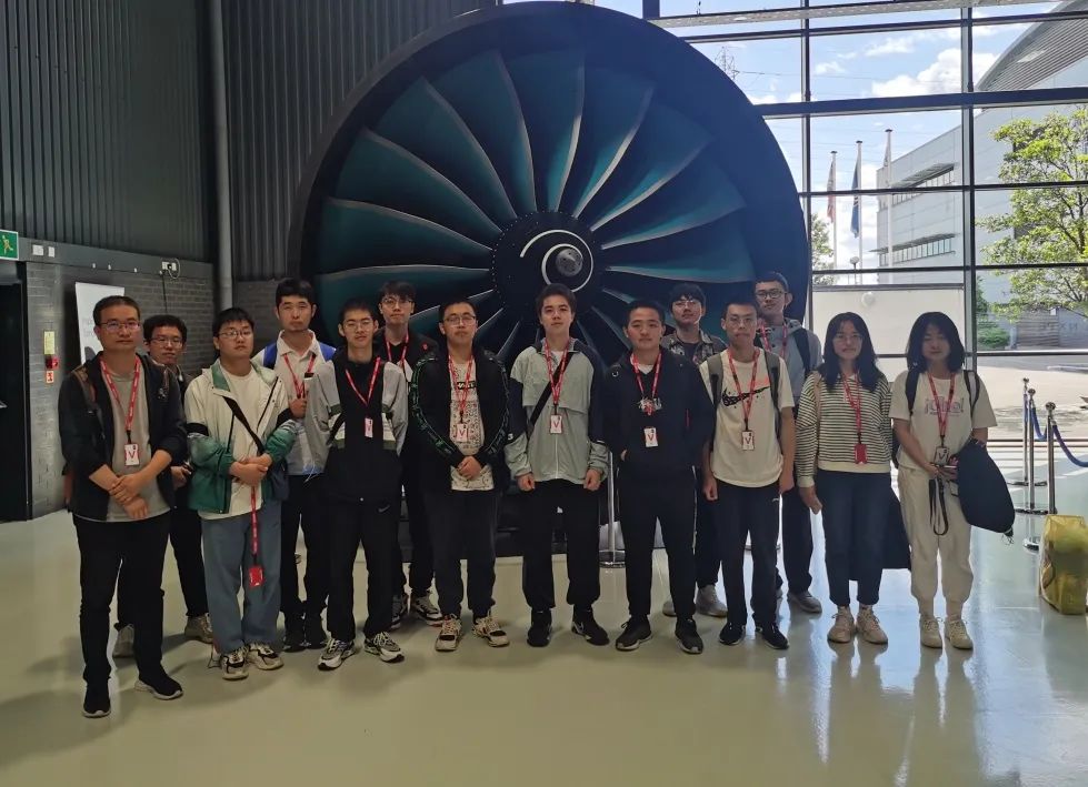 我校十佳辅导员、优秀班主任风采-西北工业大学